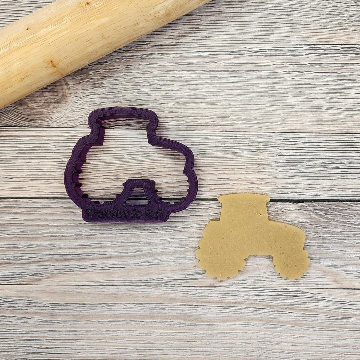 Tractor #2 Cookie Cutter – Bobbi's Cutters